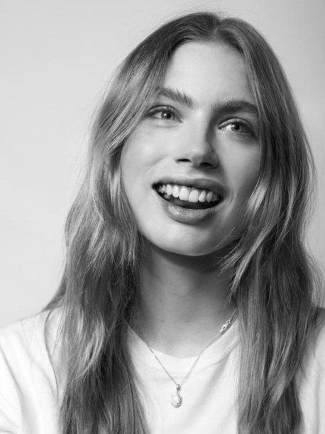 Amy Hall ｜ Hello Tokyo